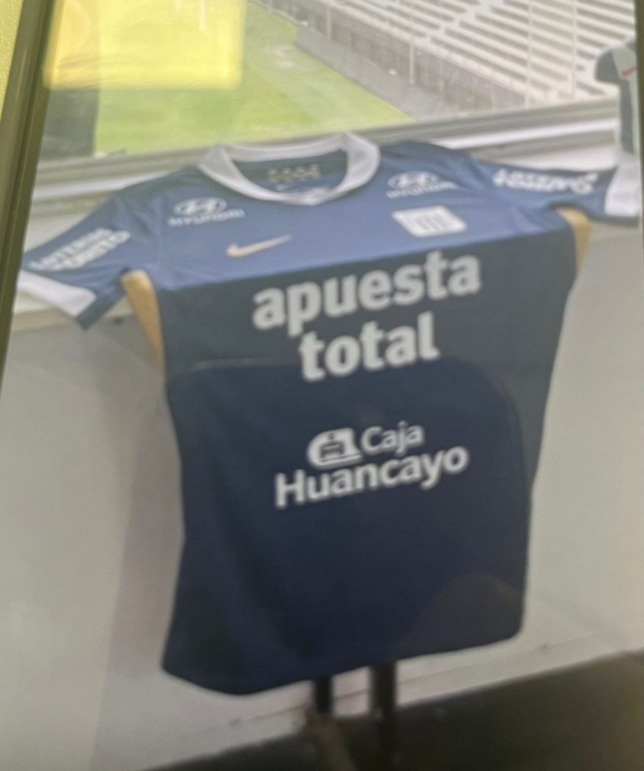 Alianza Lima: filtran camiseta titular y alterna 2025 | Meridian Sport Perú